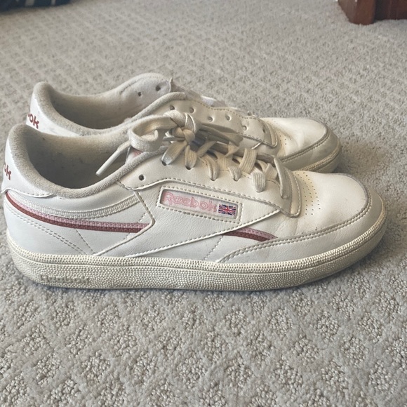 Reebok | Shoes | Vintage Reeboks Worn And Missing Lace On One Shoe ...